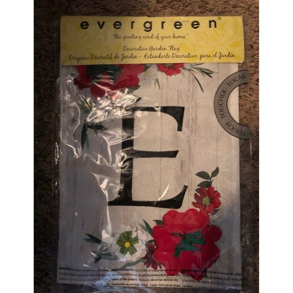 Evergreen | Holiday | Evergreen Letter E Small Garden Flag | Poshmark